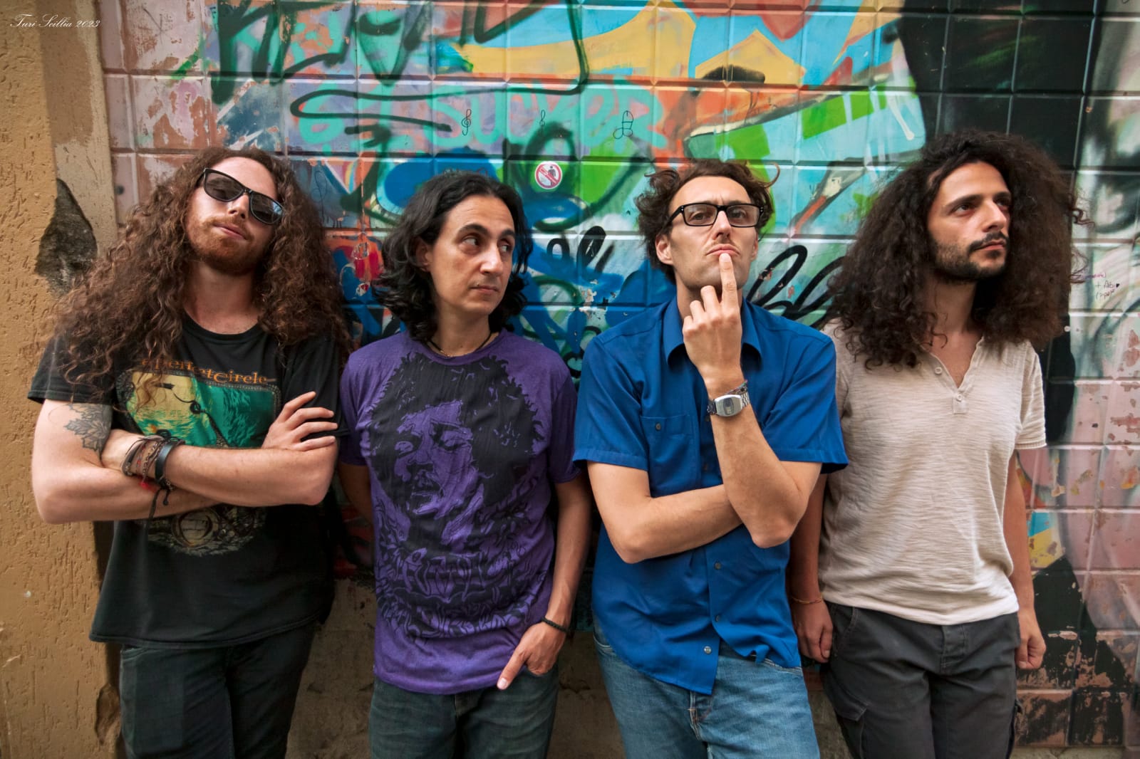 NIMBY vous transporte dans un monde obscur avec leur single original ...