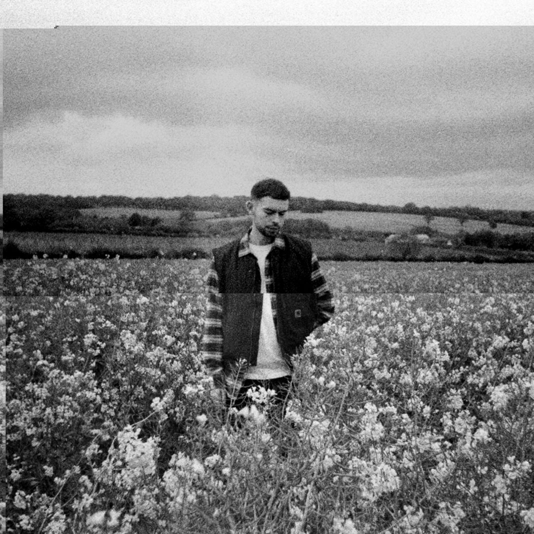 Callum Joe dévoile son premier single "July" : Un Hymne à l'Insouciance ...